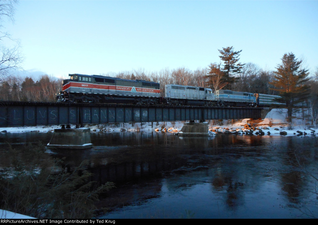 CMQ 9017, CITX 3071 & CMQ 9011